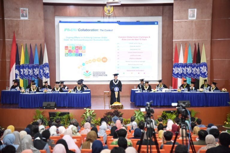 Rektor Seoul National University Sampaikan Orasi di Dies Natalis ke-60 ...