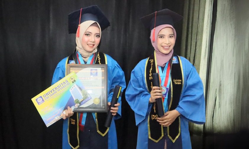 Jadi Lulusan Terbaik, Wisudawan ini Ungkap Jurusan Kuliahnya Sesuai Passion Jadi Lulusan Terbaik, Wisudawan ini Ungkap Jurusan Kuliahnya Sesuai Passion