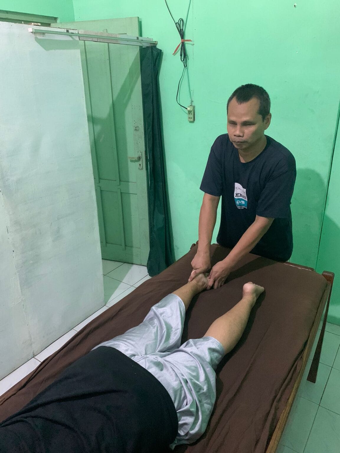 BMH Beri Bantuan Sembako untuk Penyandang Tunanetra di Madiun