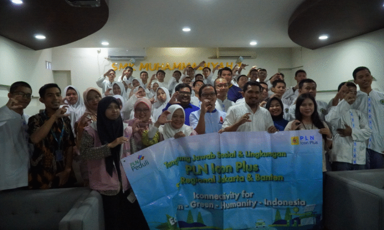 PLN Icon Plus Gelar Seminar Teknologi bagi Guru dan Siswa
